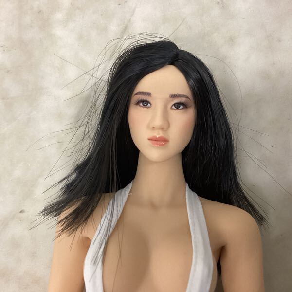 Yahoo!オークション - 1円〜 Phicen 1/6 シームレス ドール 女性 黒髪