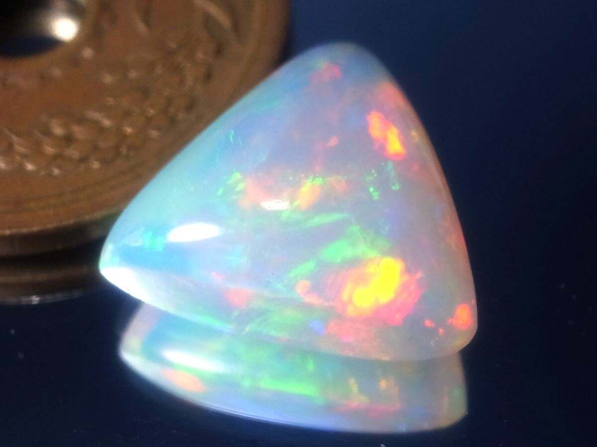 Yahoo!オークション - 3.66ct 新品・大粒サイズ・天然オパール・カボシ...