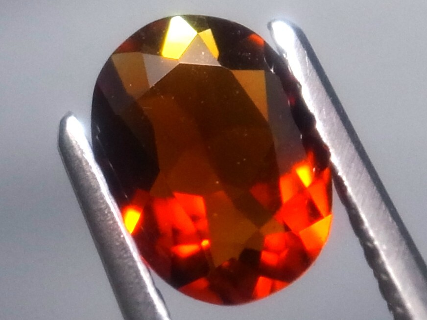 Yahoo!オークション - 0.63ct 新品・天然スペサルティンガーネット マ...