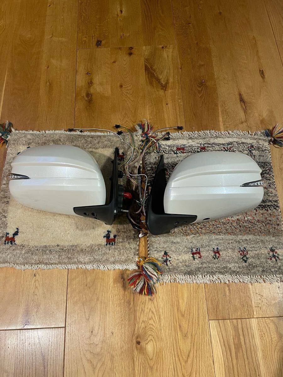 Yahoo!オークション - ハイエース ドアミラー AVEST LED シーケンシャ...