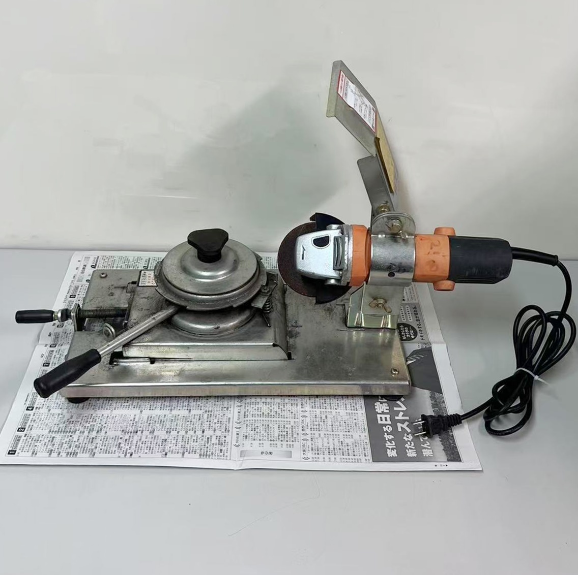 Yahoo!オークション - 新興工業 8枚刃 研磨機 らくらく SK-205 グライ...