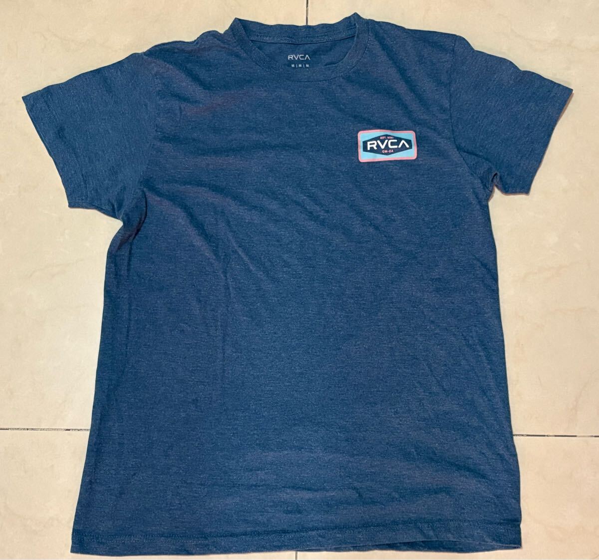 Yahoo!オークション - RVCA MEN’S SHORT SLEEVE T-SHIRTS size-M(着丈...