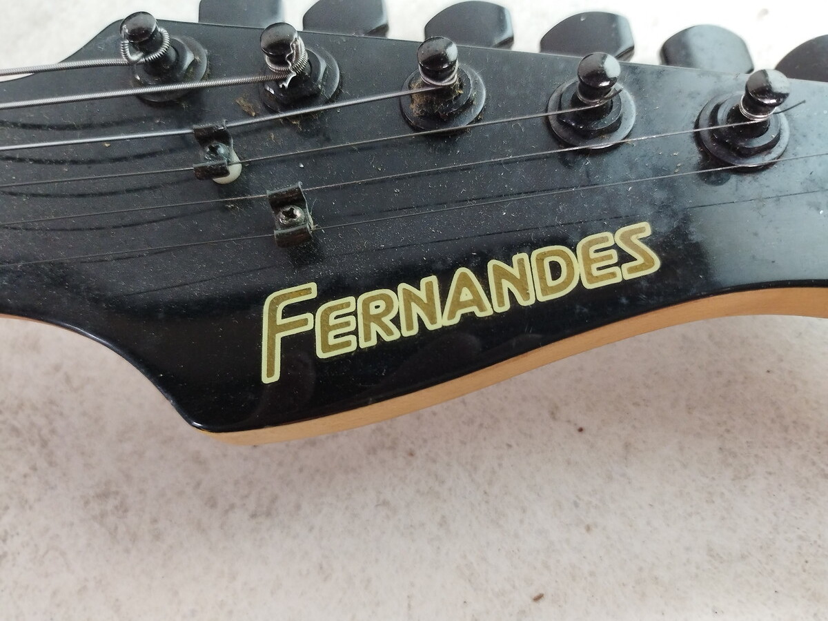 Yahoo!オークション - a4-136 引き取り歓迎 FERNANDES フェルナンデス ...