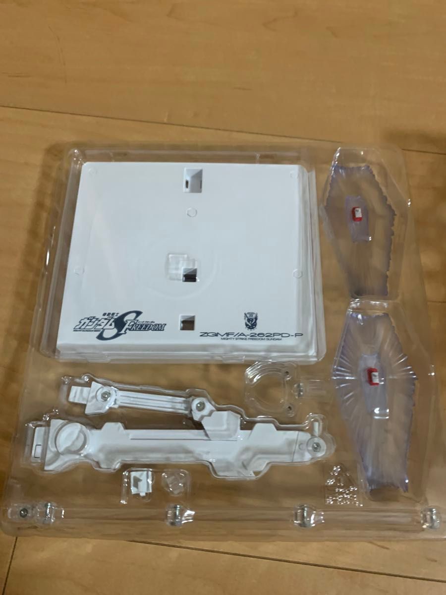 訳有品】機動戦士ガンダムSEED FREEDOM 超合金 マイティー 訳有品】機動戦士ガンダムSEED FREEDOM 超合金 マイティー