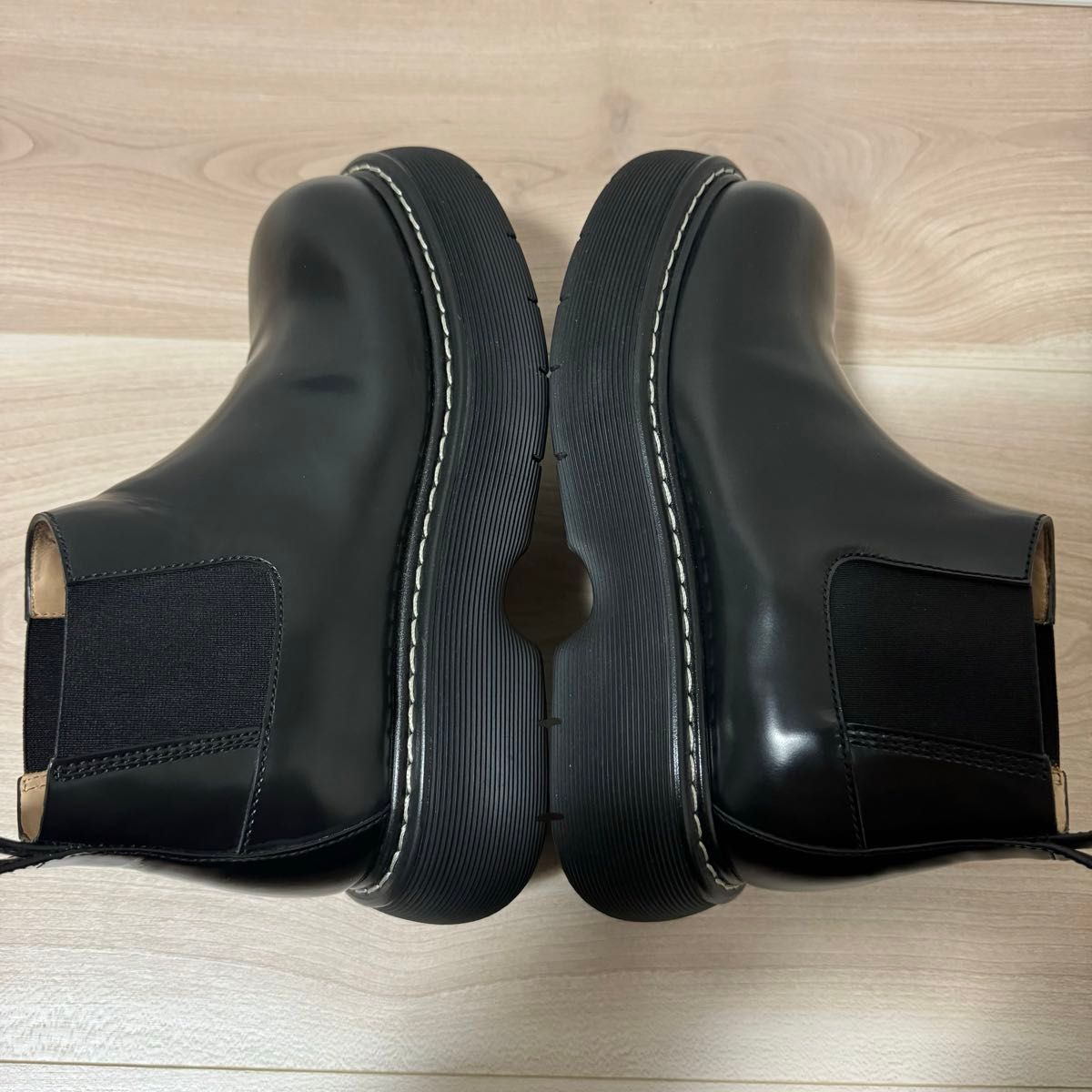 美品 Bottega Veneta Swell クロップドチェルシーブーツ 39 美品 Bottega Veneta Swell クロップドチェルシーブーツ 39