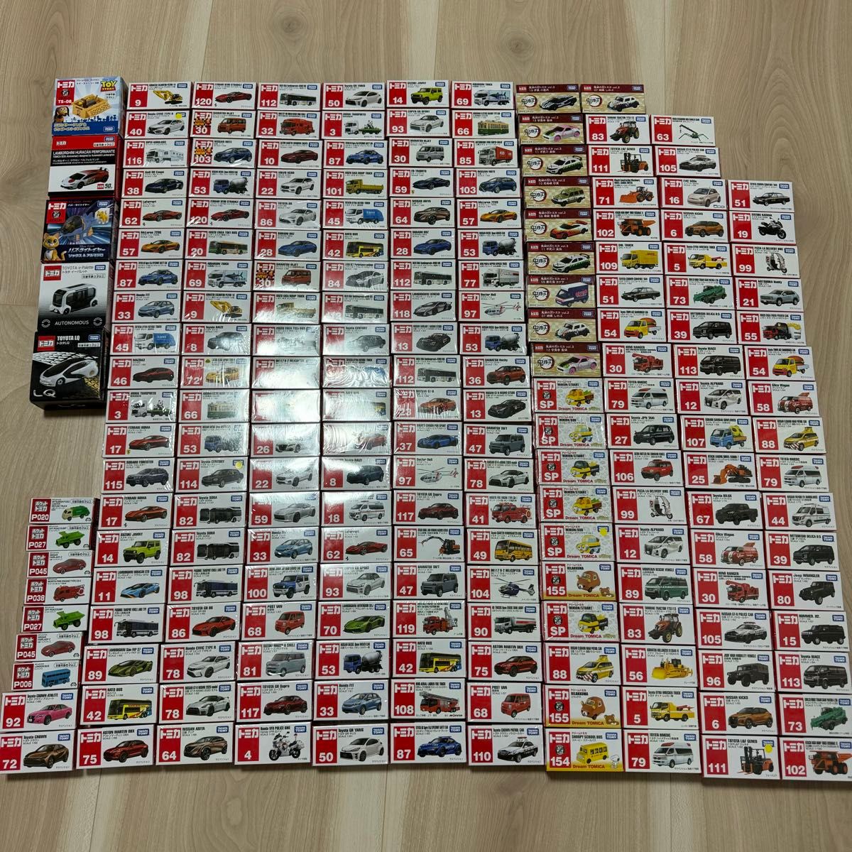 200台超】 新品 未開封 トミカ まとめ売り 大量 早い者勝ち 廃盤 200台超】 新品 未開封 トミカ まとめ売り 大量 早い者勝ち 廃盤
