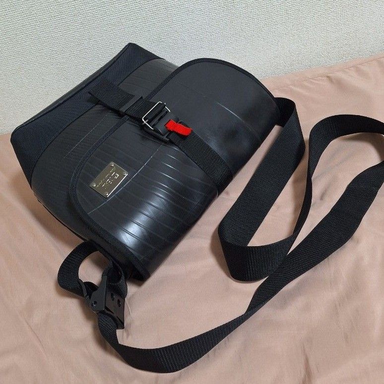 美品 激レア》SEAL メッセンジャーバッグ BEATTEX|Yahoo!フリマ 美品 激レア》SEAL メッセンジャーバッグ BEATTEX|Yahoo!フリマ
