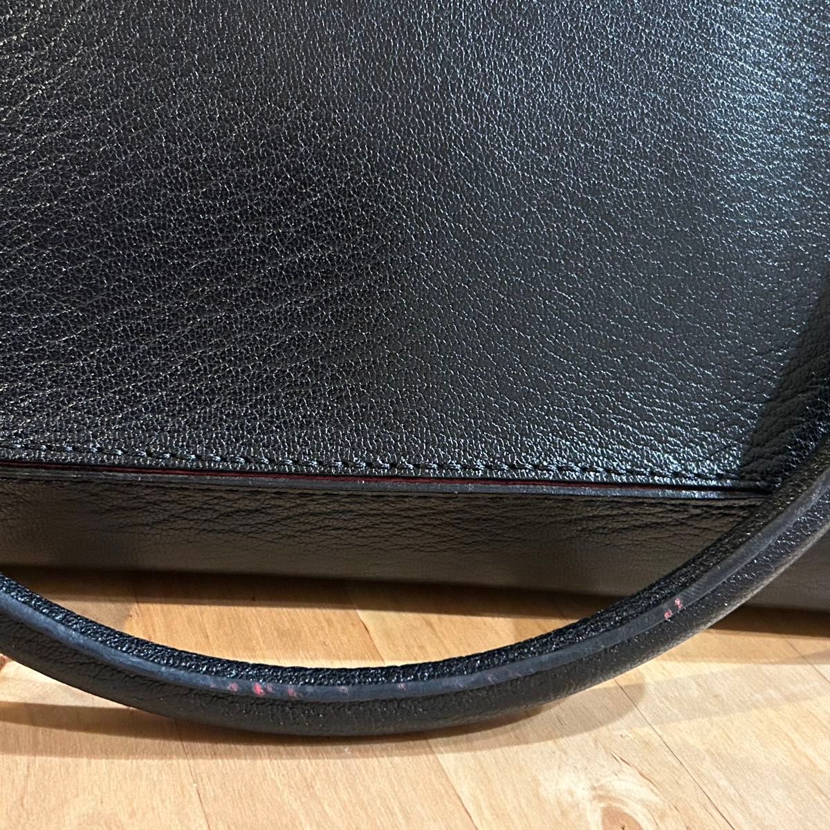 BALLY 本革 ハンドバッグ・黒(フォーマルバッグ レザー 卒業式 BALLY 本革 ハンドバッグ・黒(フォーマルバッグ レザー 卒業式