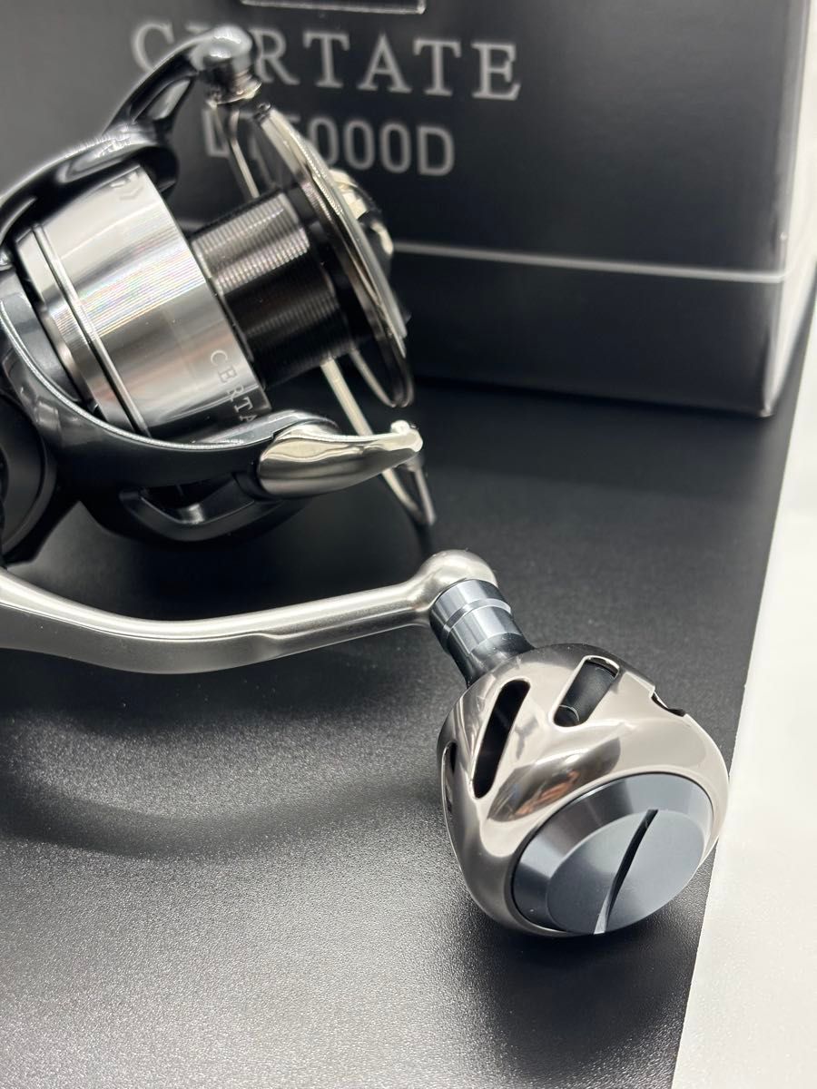 24セルテートLT5000D ダイワ 極美品 38mmラウンドハンドルノブ 24セルテートLT5000D ダイワ 極美品 38mmラウンドハンドルノブ