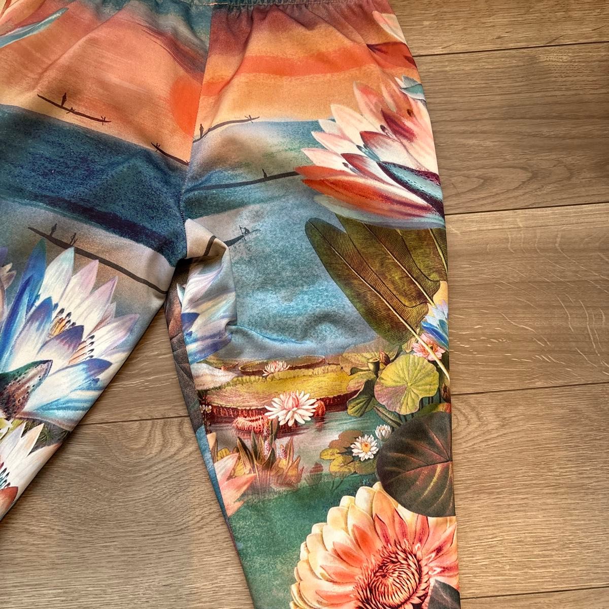 adidas 総柄 トラックパンツ 花柄 フラワー ボタニカル柄|Yahoo adidas 総柄 トラックパンツ 花柄 フラワー ボタニカル柄|Yahoo
