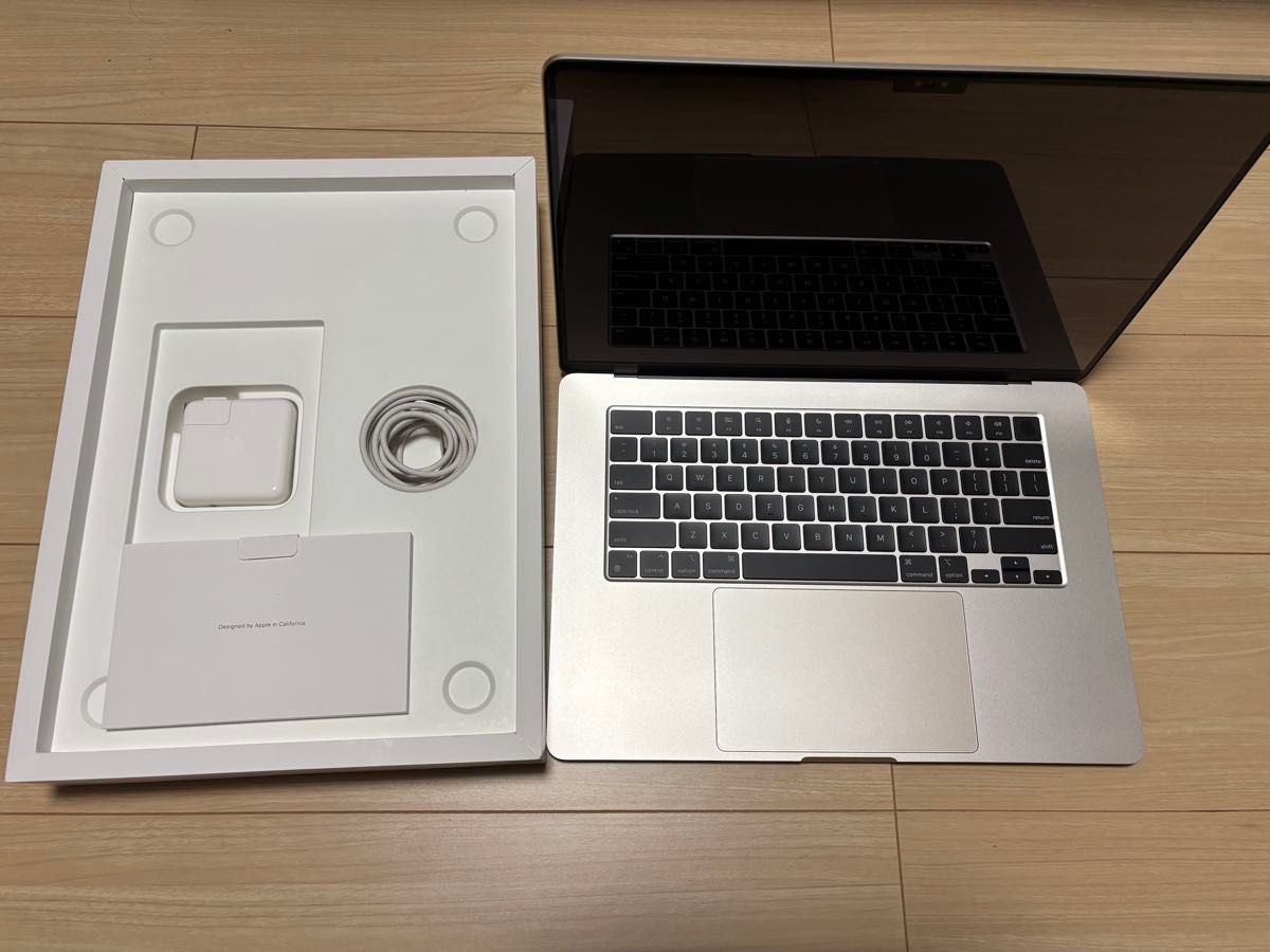 Apple MacBook Air M2 2023 15インチ 8GB 512GB スターライト US Apple MacBook Air M2 2023 15インチ 8GB 512GB スターライト US