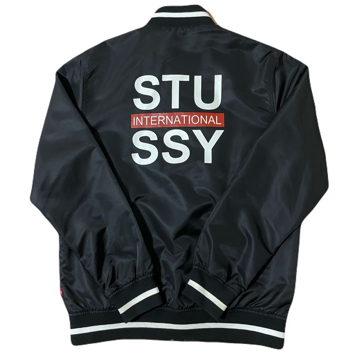 STUSSY INTERNATIONAL スタジャン ブルゾン ナイロンジャケット STUSSY INTERNATIONAL スタジャン ブルゾン ナイロンジャケット