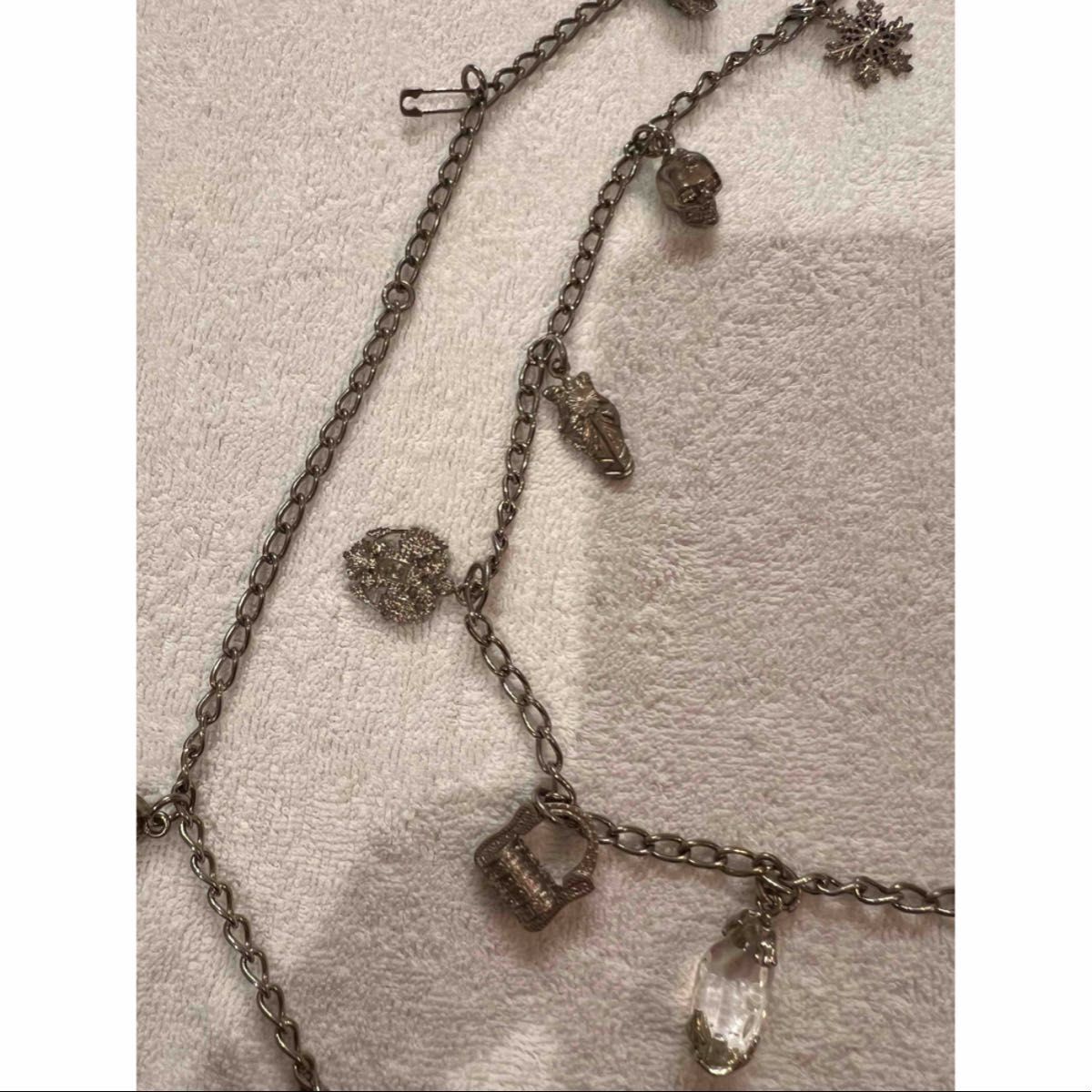 アレキサンダーマックイーンAlexanderMcQueen ロングネックレス アレキサンダーマックイーンAlexanderMcQueen ロングネックレス