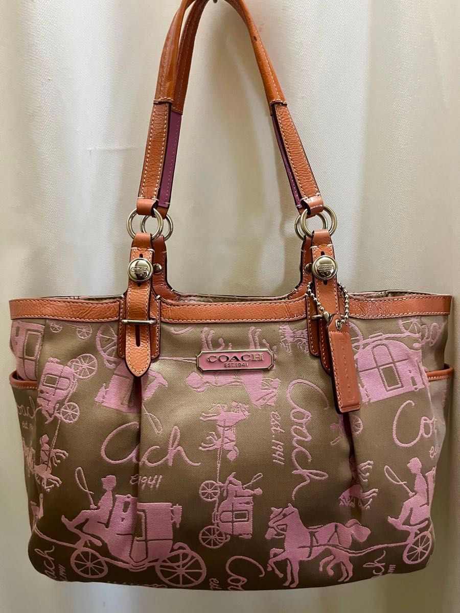 COACH コーチ トートバッグ 馬車柄 ピンク|Yahoo!フリマ(旧 COACH コーチ トートバッグ 馬車柄 ピンク|Yahoo!フリマ(旧
