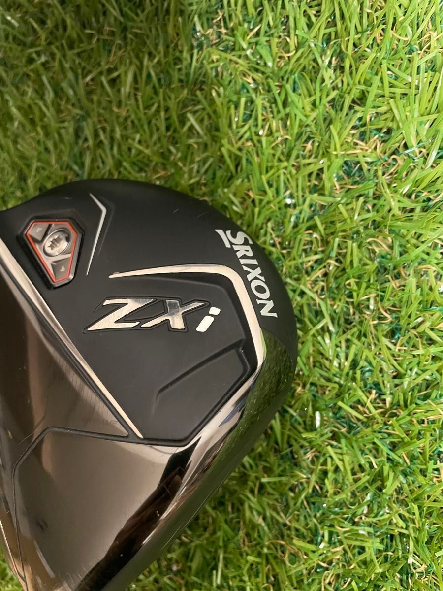 スリクソン SRIXON ZXi ドライバー 10 5° ヘッドのみ カバー付 スリクソン SRIXON ZXi ドライバー 10 5° ヘッドのみ カバー付