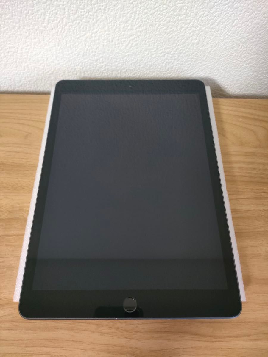 iPad 第8世代 Wi-Fiモデル 128GB スペースグレイ PYLD2J/A A2270 iPad 第8世代 Wi-Fiモデル 128GB スペースグレイ PYLD2J/A A2270
