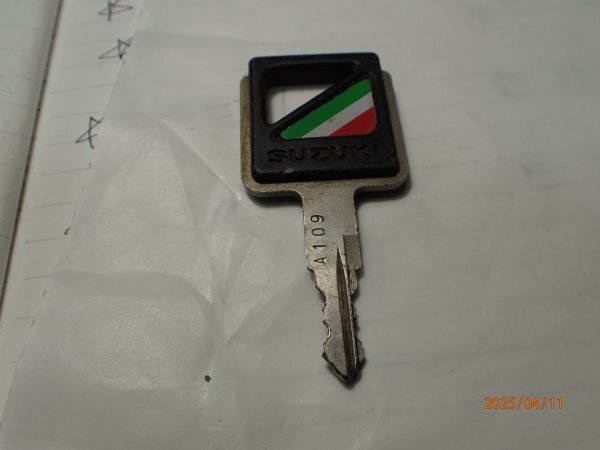 Yahoo!オークション - スズキ 鍵 A109