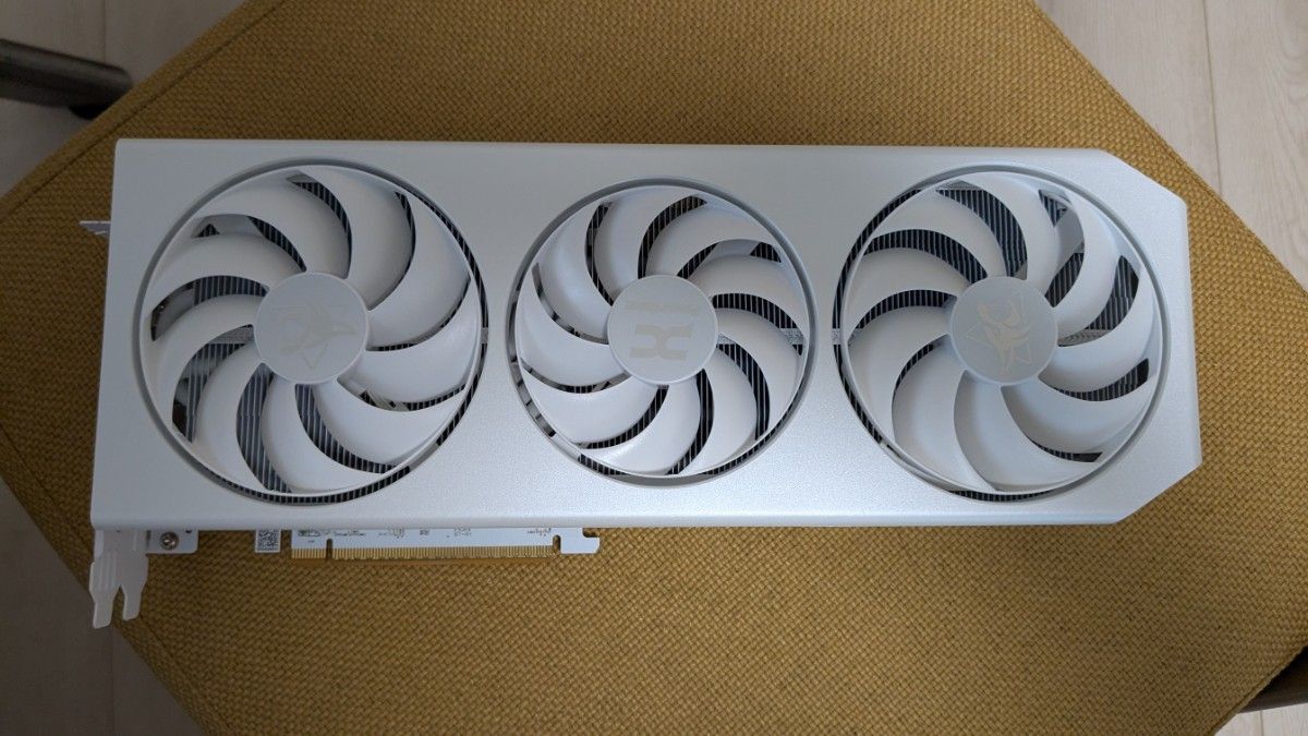 PowerColor Radeon RX9070XT HellHound Spectral White|Yahoo PowerColor Radeon RX9070XT HellHound Spectral White|Yahoo
