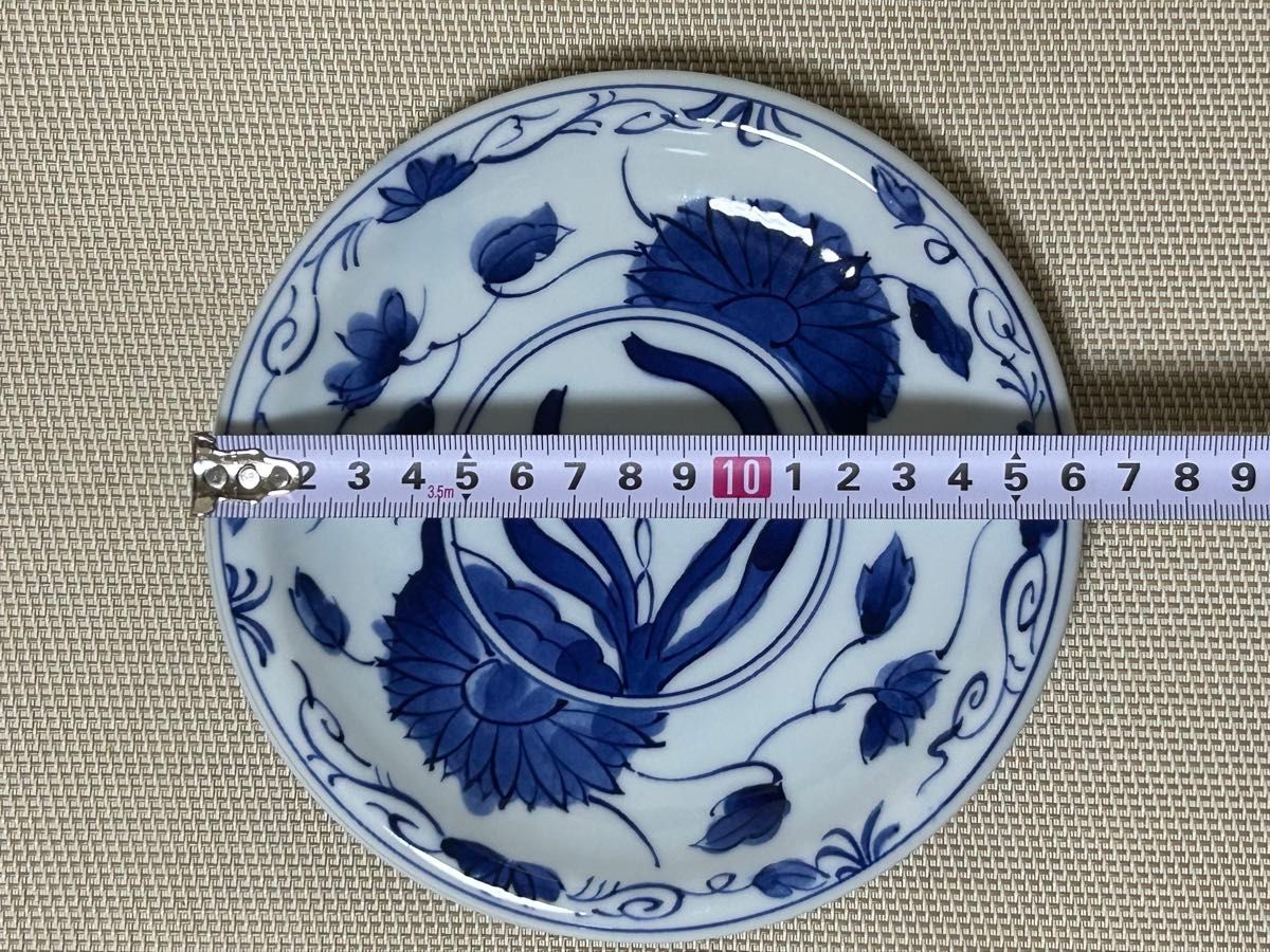 三洋陶器 龍峰窯 染付草花 銘々皿 2枚セット 古伊万里 和食器 中 三洋陶器 龍峰窯 染付草花 銘々皿 2枚セット 古伊万里 和食器 中