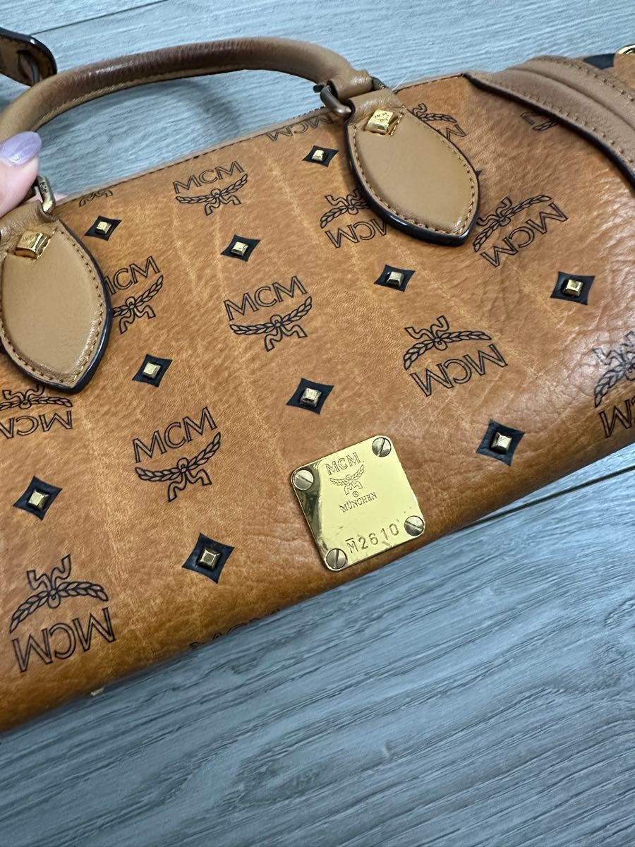 MCM ロゴプリント ハンドバッグ|Yahoo!フリマ(旧PayPayフリマ) MCM ロゴプリント ハンドバッグ|Yahoo!フリマ(旧PayPayフリマ)