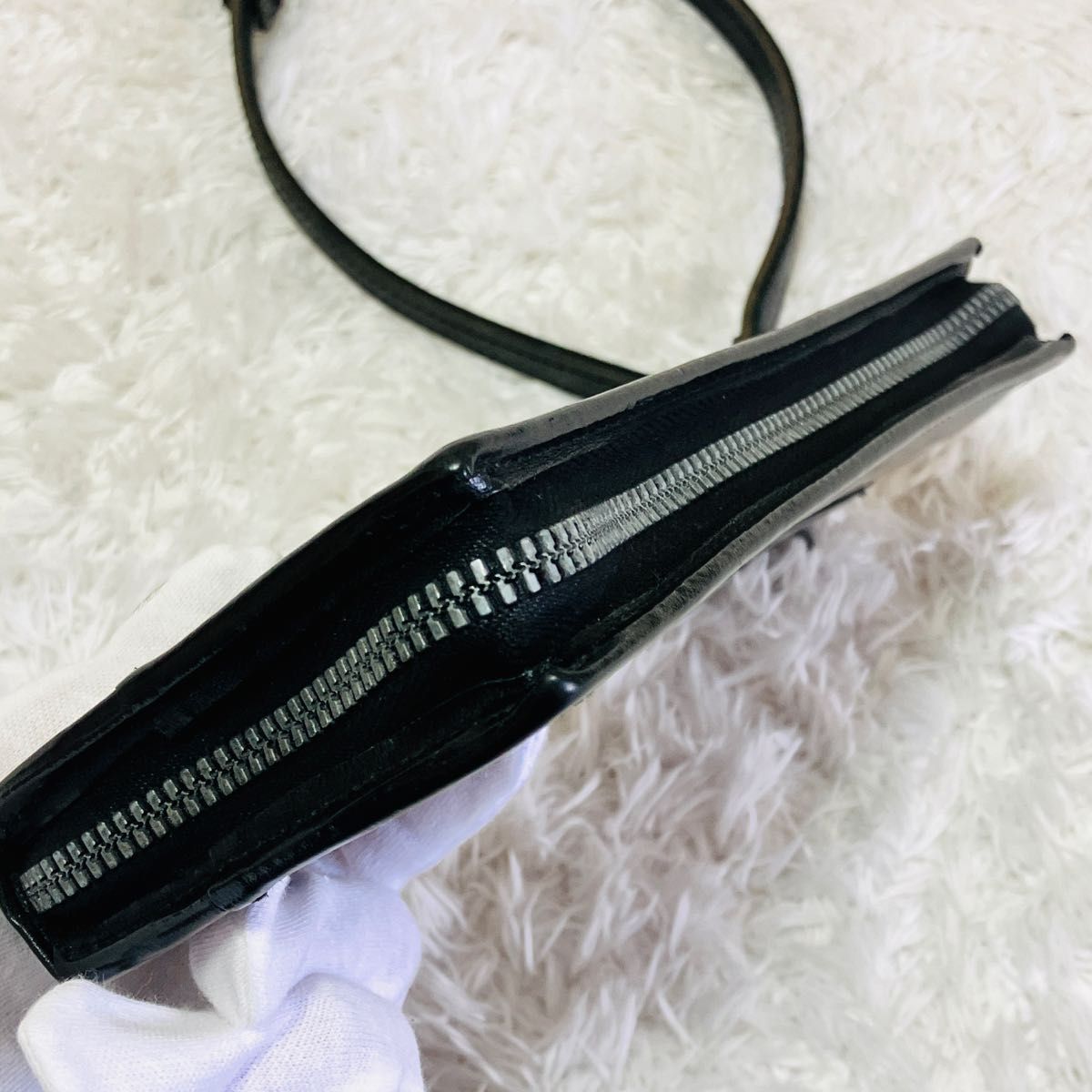 CORBO コルボ 長財布 ラウンドジップ ホースレザー ストラップ CORBO コルボ 長財布 ラウンドジップ ホースレザー ストラップ
