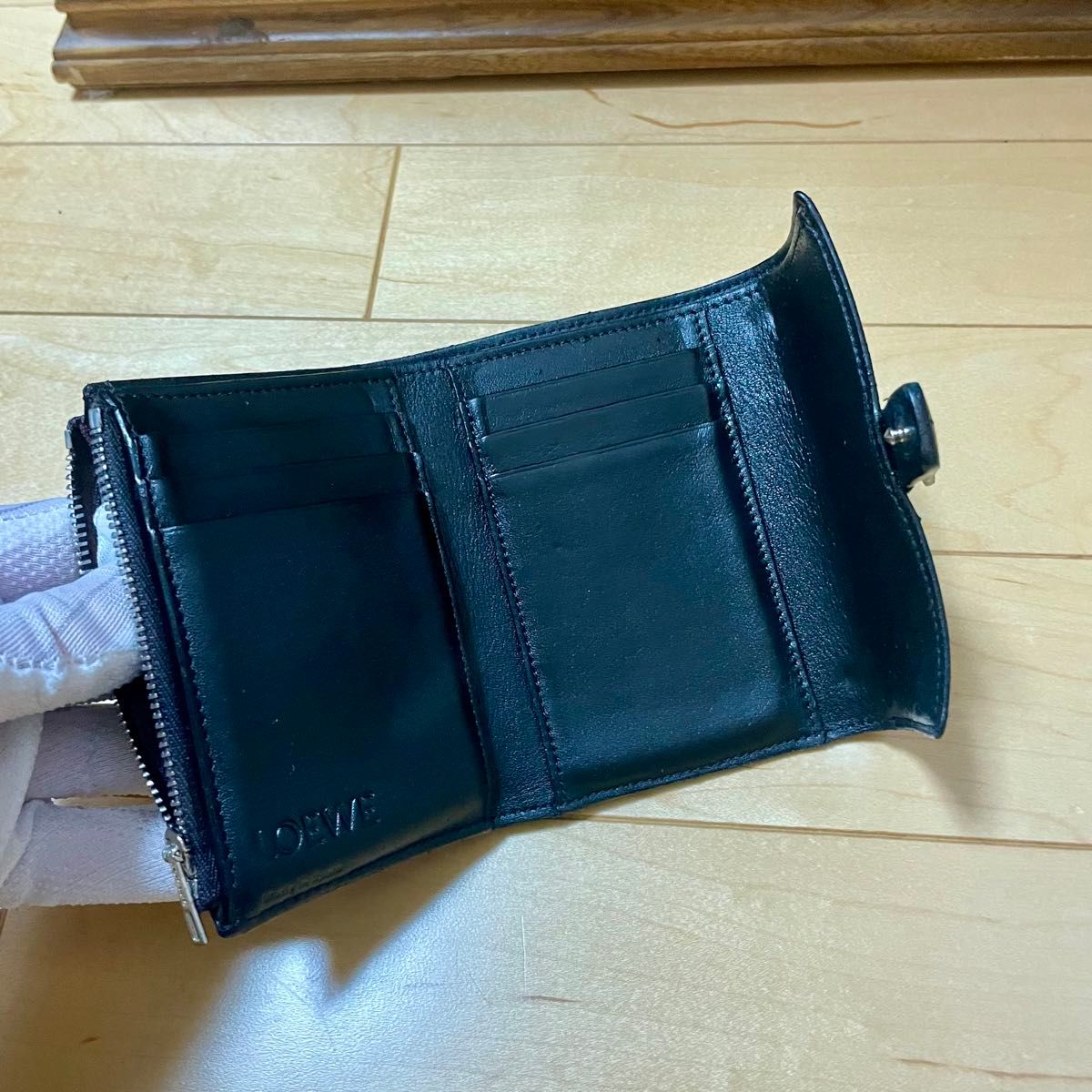 LOEWE ロエベ 折り財布|Yahoo!フリマ(旧PayPayフリマ) LOEWE ロエベ 折り財布|Yahoo!フリマ(旧PayPayフリマ)