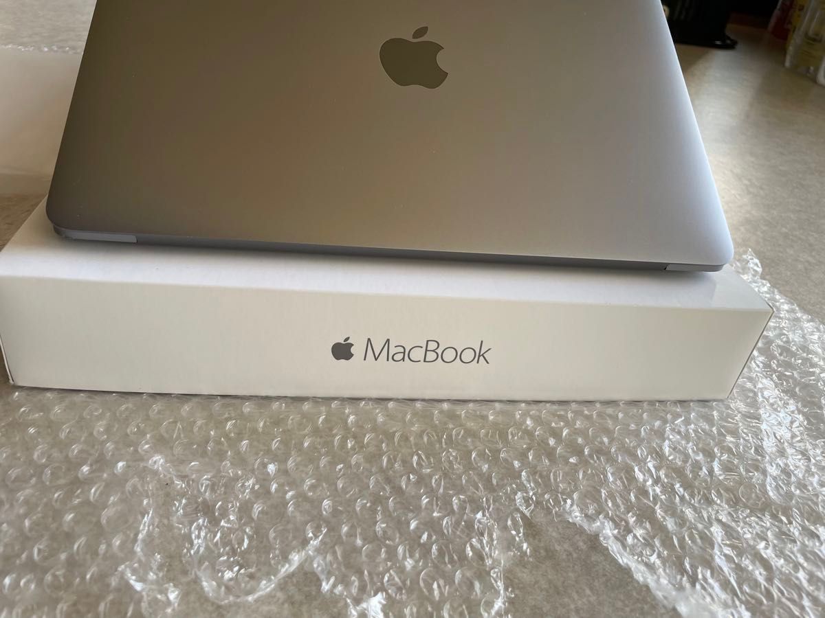 MacBook 12インチ m7 512GB 8GBメモリ 2016 スペースグレイ MacBook 12インチ m7 512GB 8GBメモリ 2016 スペースグレイ