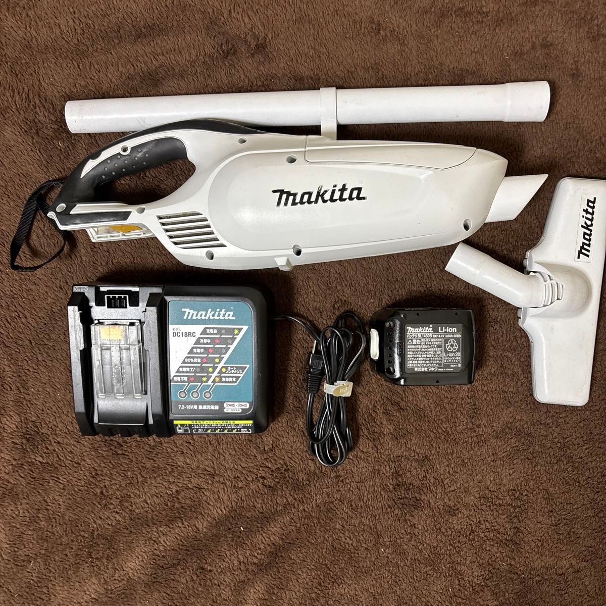 マキタCL142FD 充電式掃除機|Yahoo!フリマ(旧PayPayフリマ) マキタCL142FD 充電式掃除機|Yahoo!フリマ(旧PayPayフリマ)
