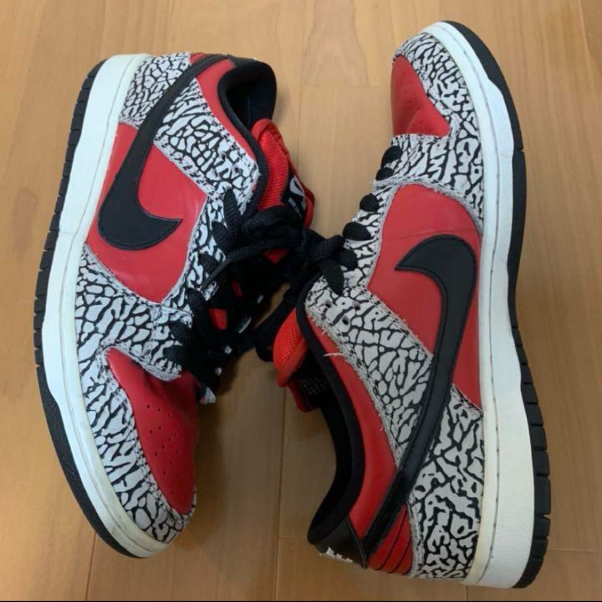27 5cm NIKE SB DUNK LOW Supreme Red Cement 2012 ナイキ 27 5cm NIKE SB DUNK LOW Supreme Red Cement 2012 ナイキ