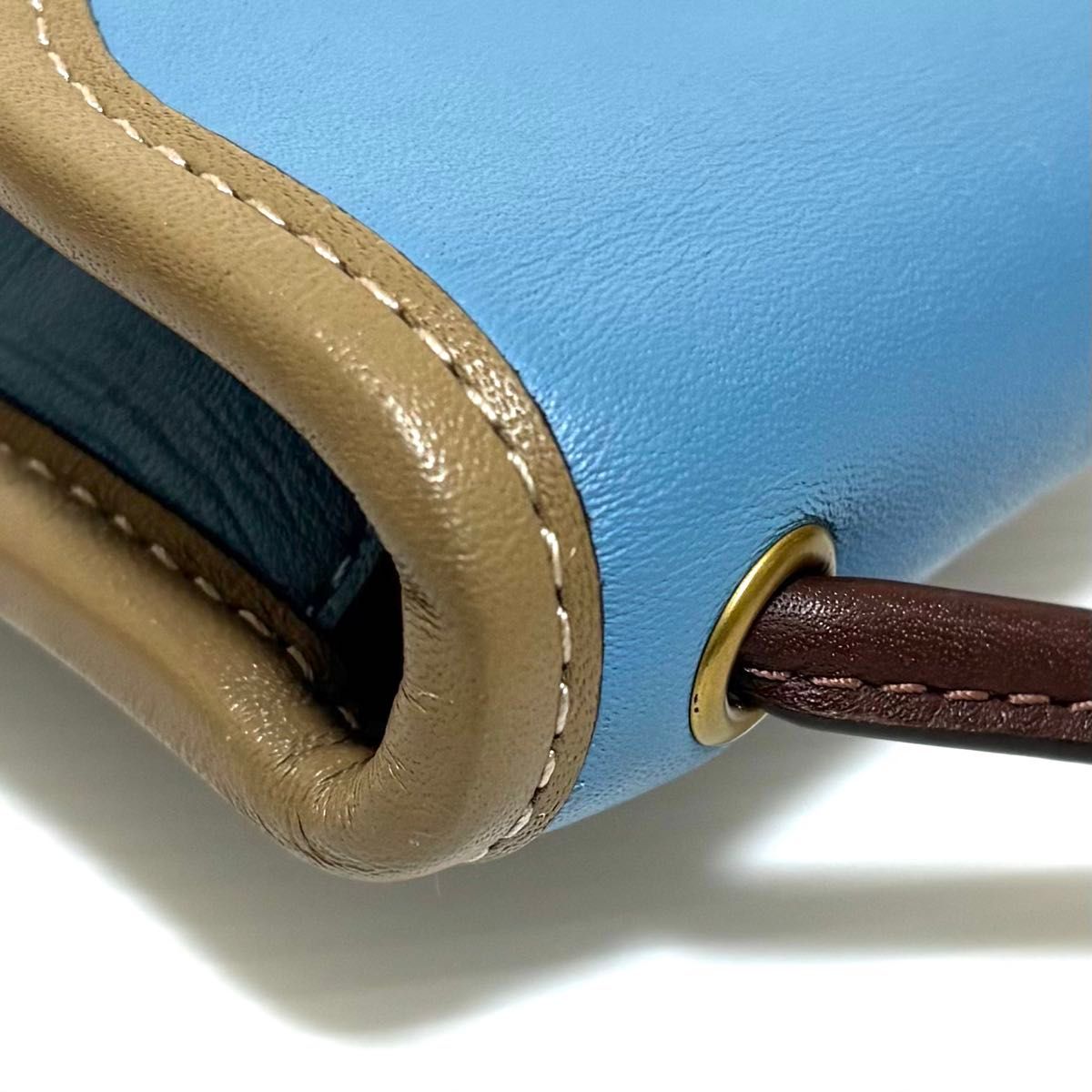 COACH コーチ グローブレザー スマホショルダー バッグ斜め掛け COACH コーチ グローブレザー スマホショルダー バッグ斜め掛け