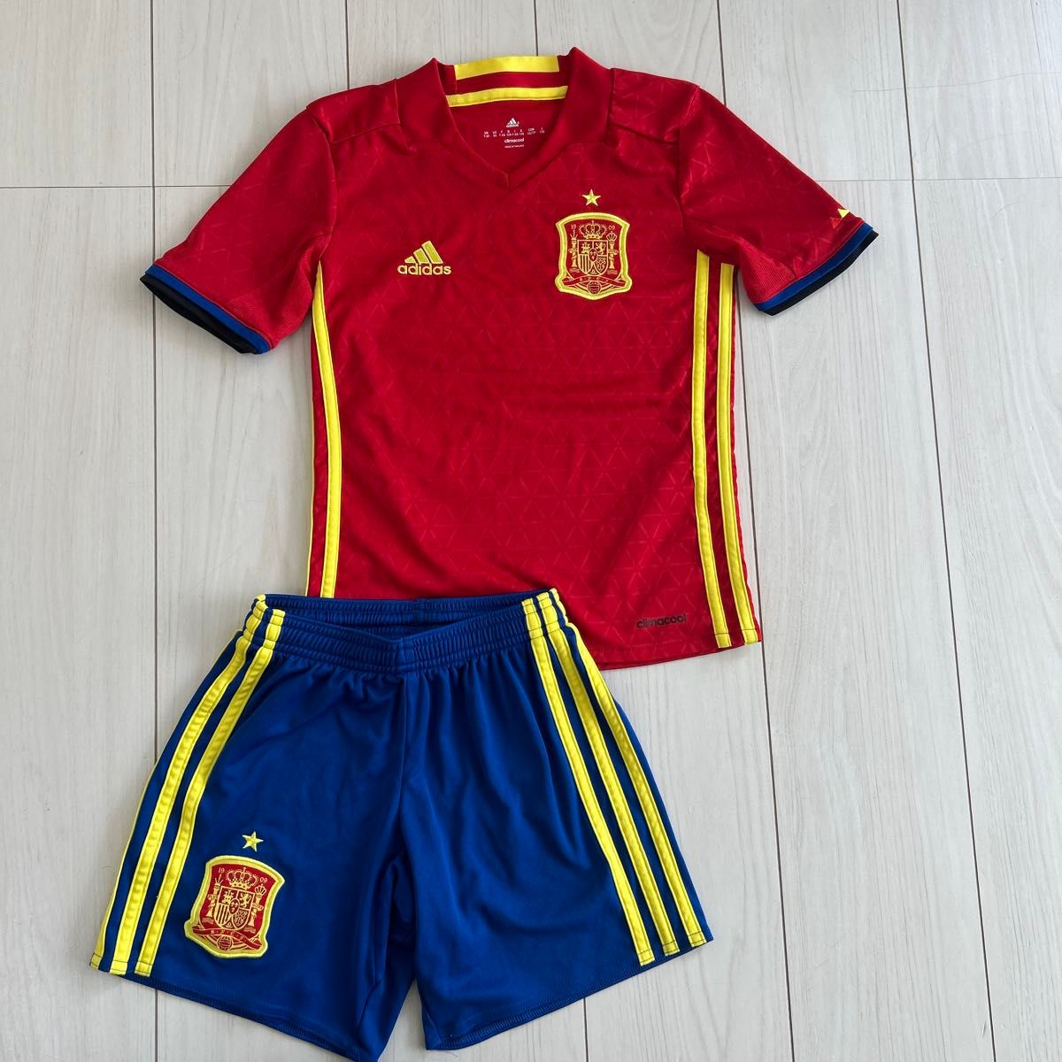 adidas スペイン代表 ユニフォーム キッズ 128cm サッカー 上下 adidas スペイン代表 ユニフォーム キッズ 128cm サッカー 上下