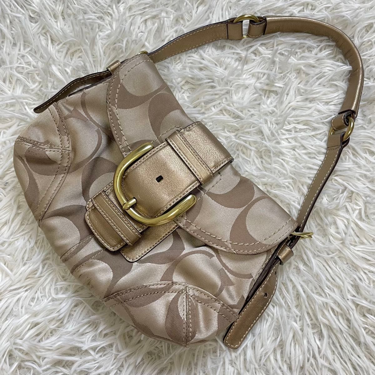 大人気 COACH コーチ ソーホー ショルダーバッグ シグネチャー 大人気 COACH コーチ ソーホー ショルダーバッグ シグネチャー