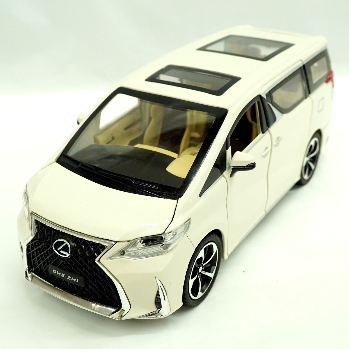 Yahoo!オークション - 1円スタート ミニカー CHE ZHI レクサス LM300H ...