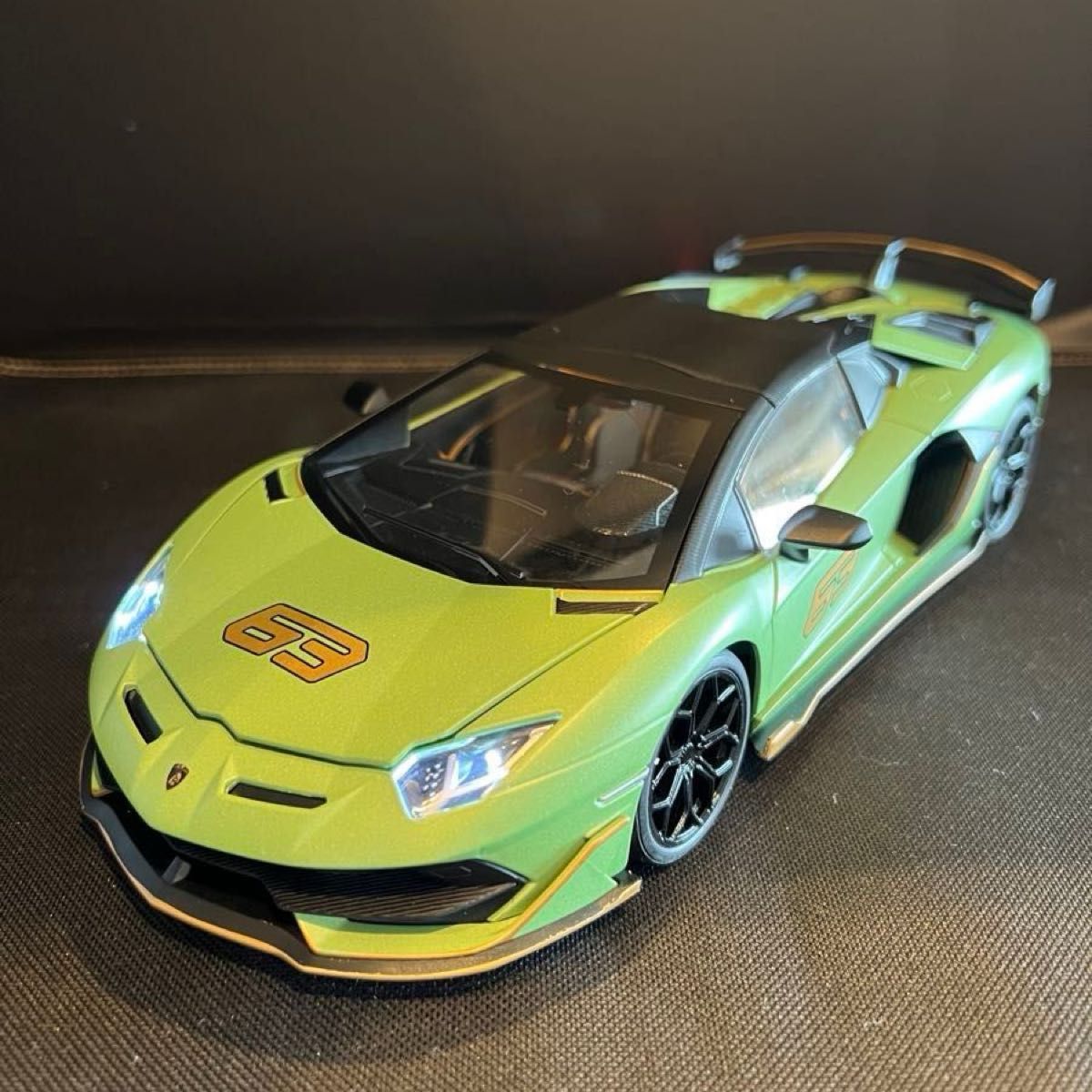ミニカー1/18 4台 Ferrari812/SF90XX ベンツAMG one ミニカー1/18 4台 Ferrari812/SF90XX ベンツAMG one