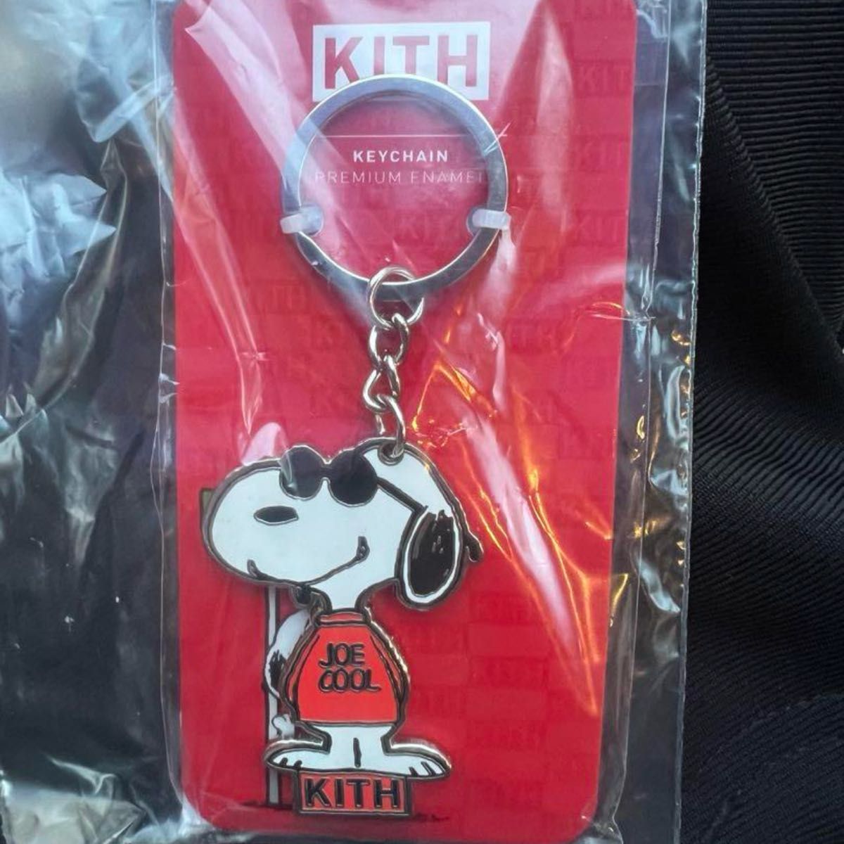 Kith for Peanuts Cool Snoopy Keychain Kith for Peanuts Cool Snoopy Keychain