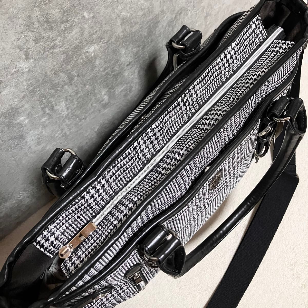 新品タグ付き】 Men's Bigi メンズビギ 2way トートバッグ 新品タグ付き】 Men's Bigi メンズビギ 2way トートバッグ
