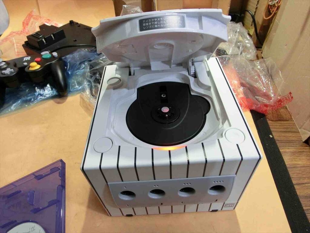 T【ユ6-59】【100サイズ】任天堂 ゲームキューブ エンジョイ T【ユ6-59】【100サイズ】任天堂 ゲームキューブ エンジョイ