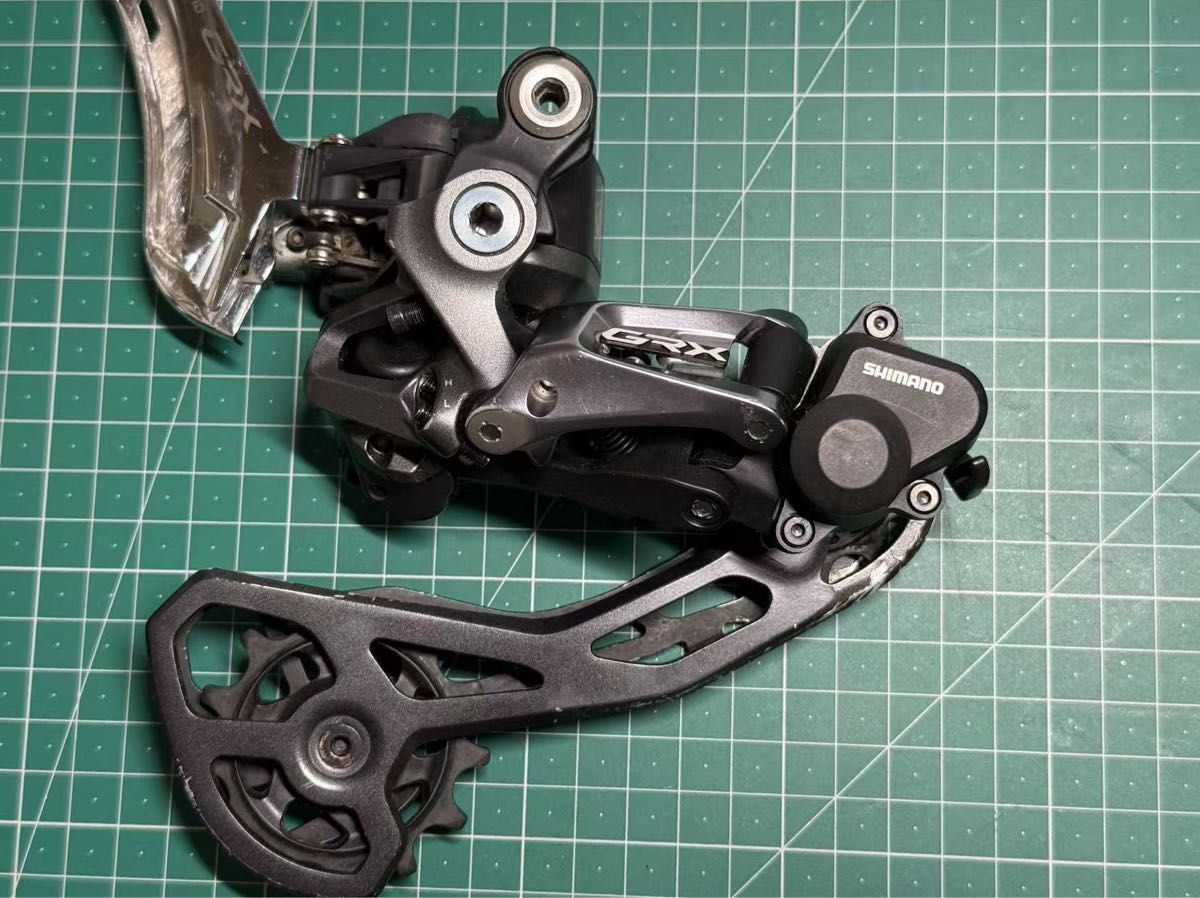 美品 SHIMANO GRX DI2 rx815 2x11S ディスク グラベル コンポ 美品 SHIMANO GRX DI2 rx815 2x11S ディスク グラベル コンポ