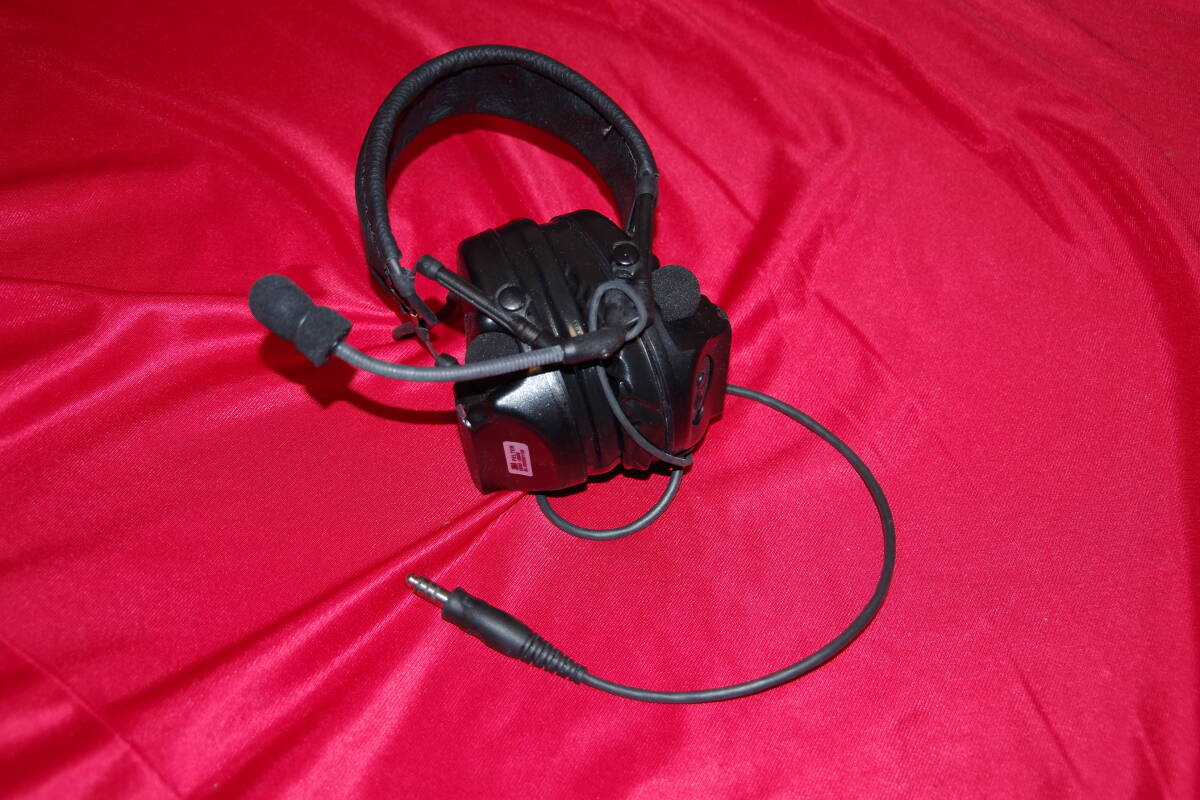 Yahoo!オークション - 未使用 LE装備/SWAT TAC【PELTOR COMTAC ACH (コ...