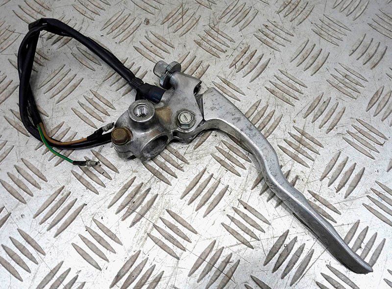 Yahoo!オークション - SR400 1JR ブレーキレバーホルダー f86-19s6【難...