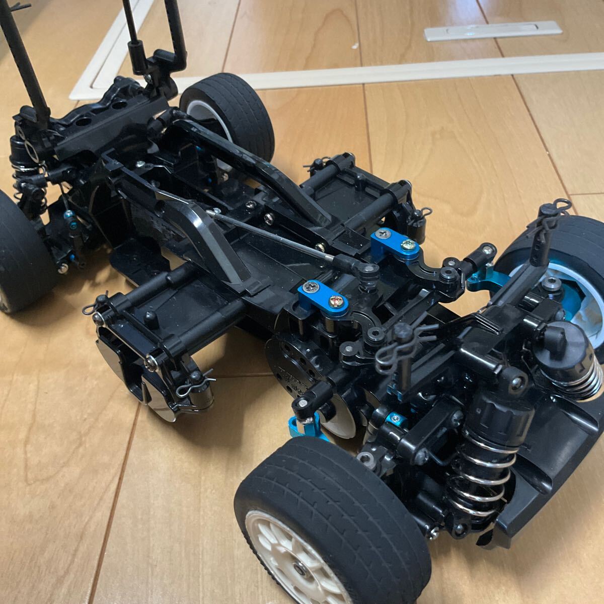 Yahoo!オークション - タミヤ M05 シャーシのみ OP少々