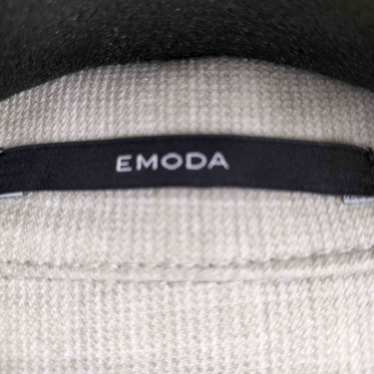 Yahoo!オークション - EMODA(エモダ) ボリュームスリーブミディワンピ...