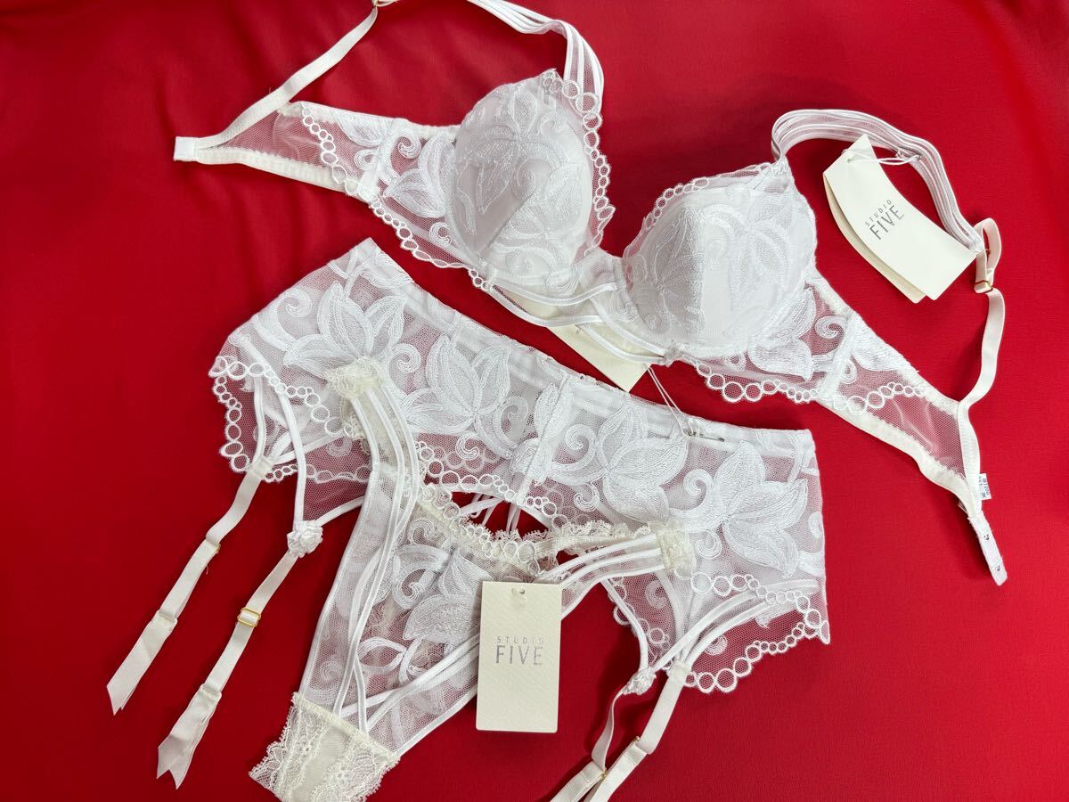 Yahoo!オークション - ワコール スタディオファイブ プラチナ 7200 風...