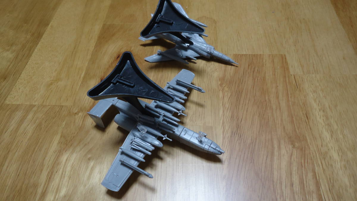 Yahoo!オークション - 147 1/144 4D 8機セット MM0595-4 660/60G3