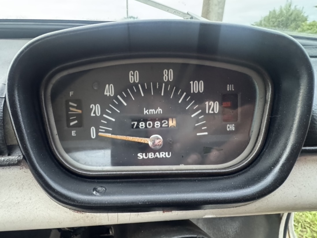 Yahoo!オークション - スバル360 てんとう虫 型式K111 2スト 実走78082...