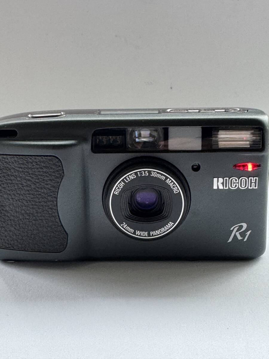 Yahoo!オークション - RICOH リコー R1 コンパクトフィルムカメラ