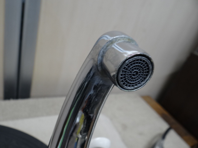 Yahoo!オークション - K0317 流し台用シングルレバー式混合栓 KVK KM55...