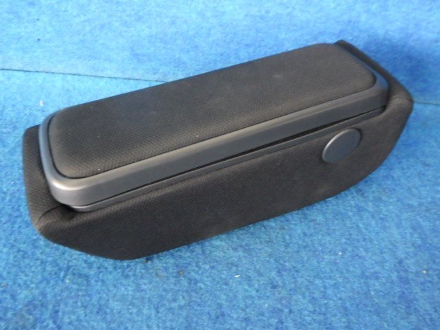 Yahoo!オークション - タフト G LA900S LA910S 純正アームレスト 小物...