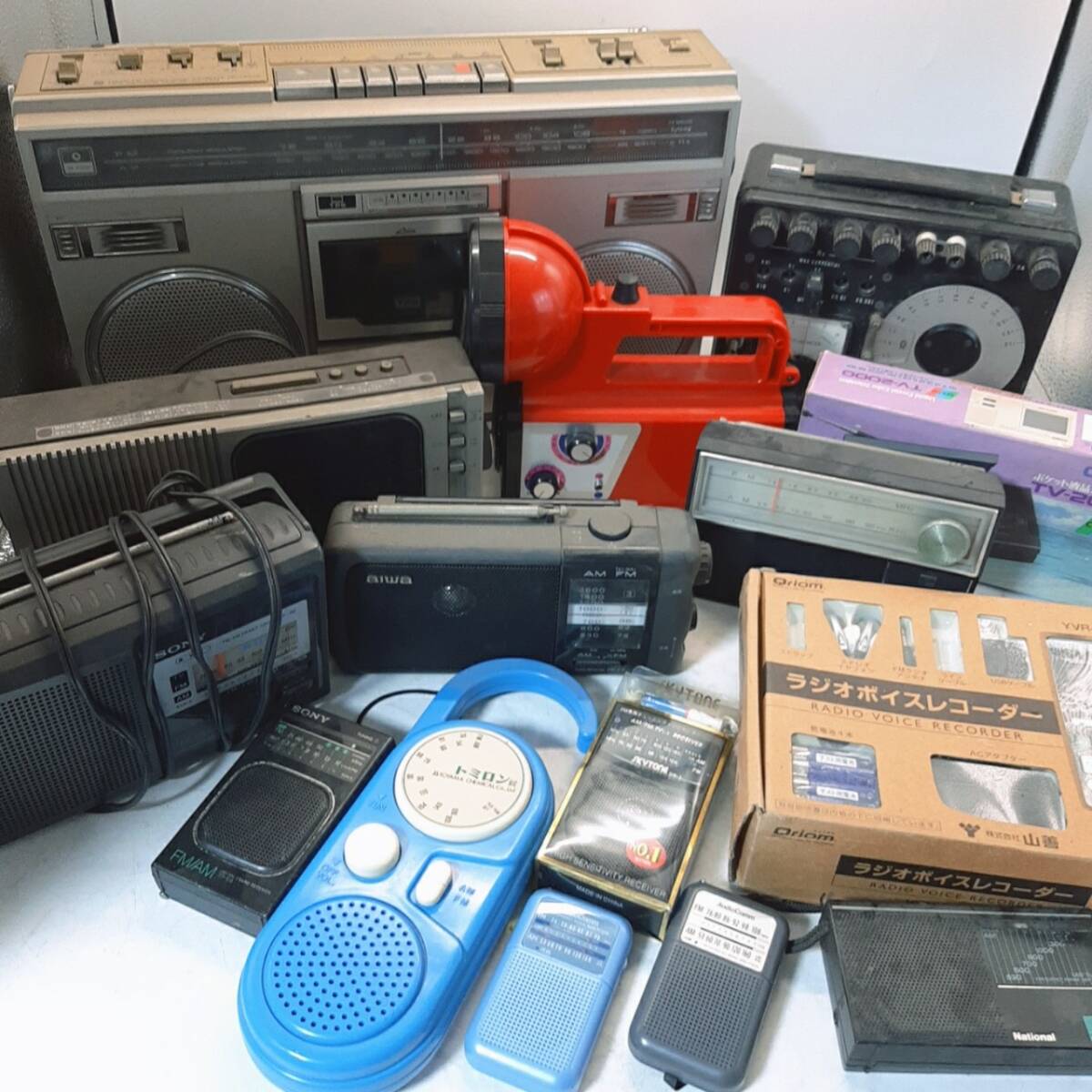 Yahoo!オークション - f26 レトロ ラジオ まとめ 動作未確認 現状品 ジ...