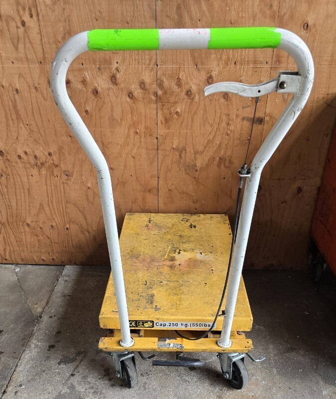 Yahoo!オークション - (ダイワハウス） テーブルリフト BS25 250kg ...